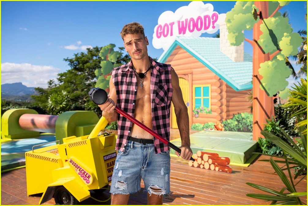 Love Island USA's Austin Shepard Reacts to Racism Allegations After ...