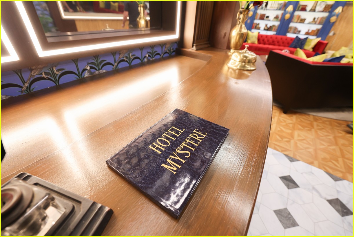 'Big Brother 27' Theme Revealed: See the 43 'Summer of Mystery' Photos ...