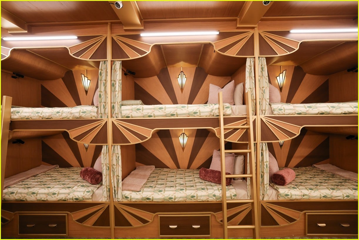 'Big Brother 27' Theme Revealed: See the 43 'Summer of Mystery' Photos ...