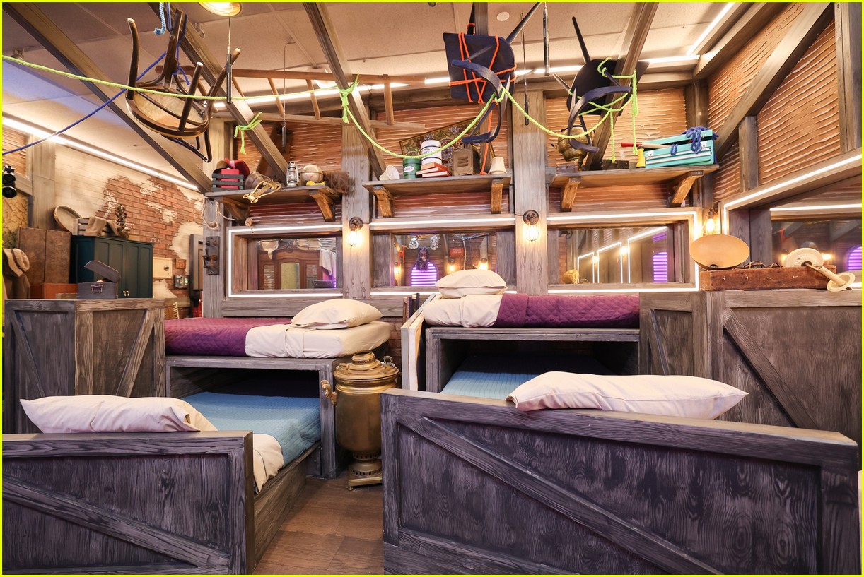 'Big Brother 27' Theme Revealed: See the 43 'Summer of Mystery' Photos ...