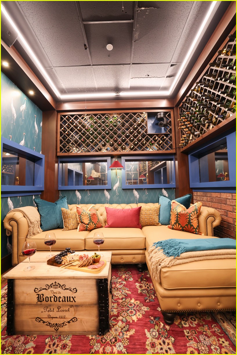 'Big Brother 27' Theme Revealed: See the 43 'Summer of Mystery' Photos ...