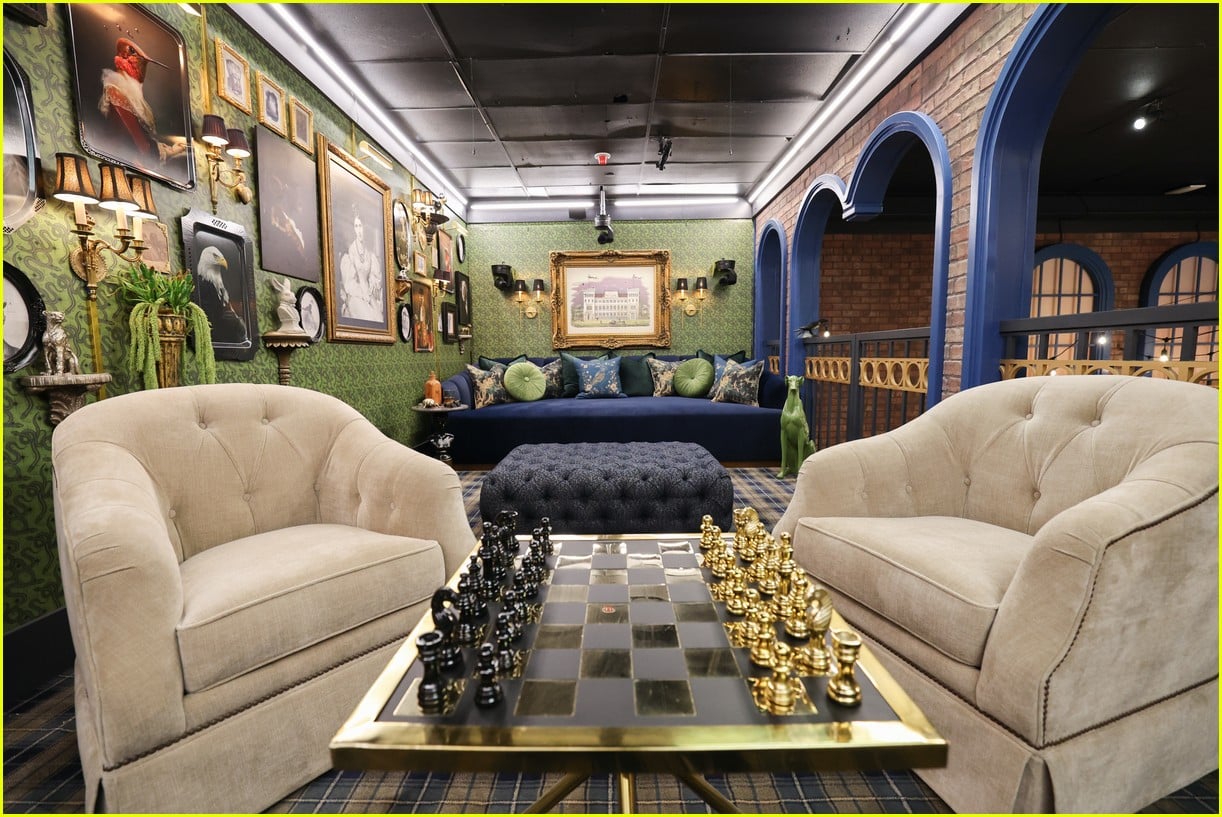 'Big Brother 27' Theme Revealed: See the 43 'Summer of Mystery' Photos ...