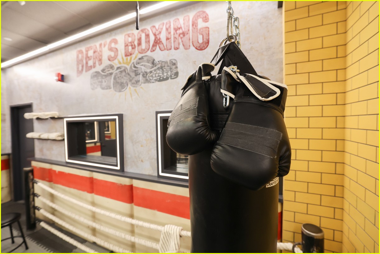 'Big Brother 27' Theme Revealed: See the 43 'Summer of Mystery' Photos ...