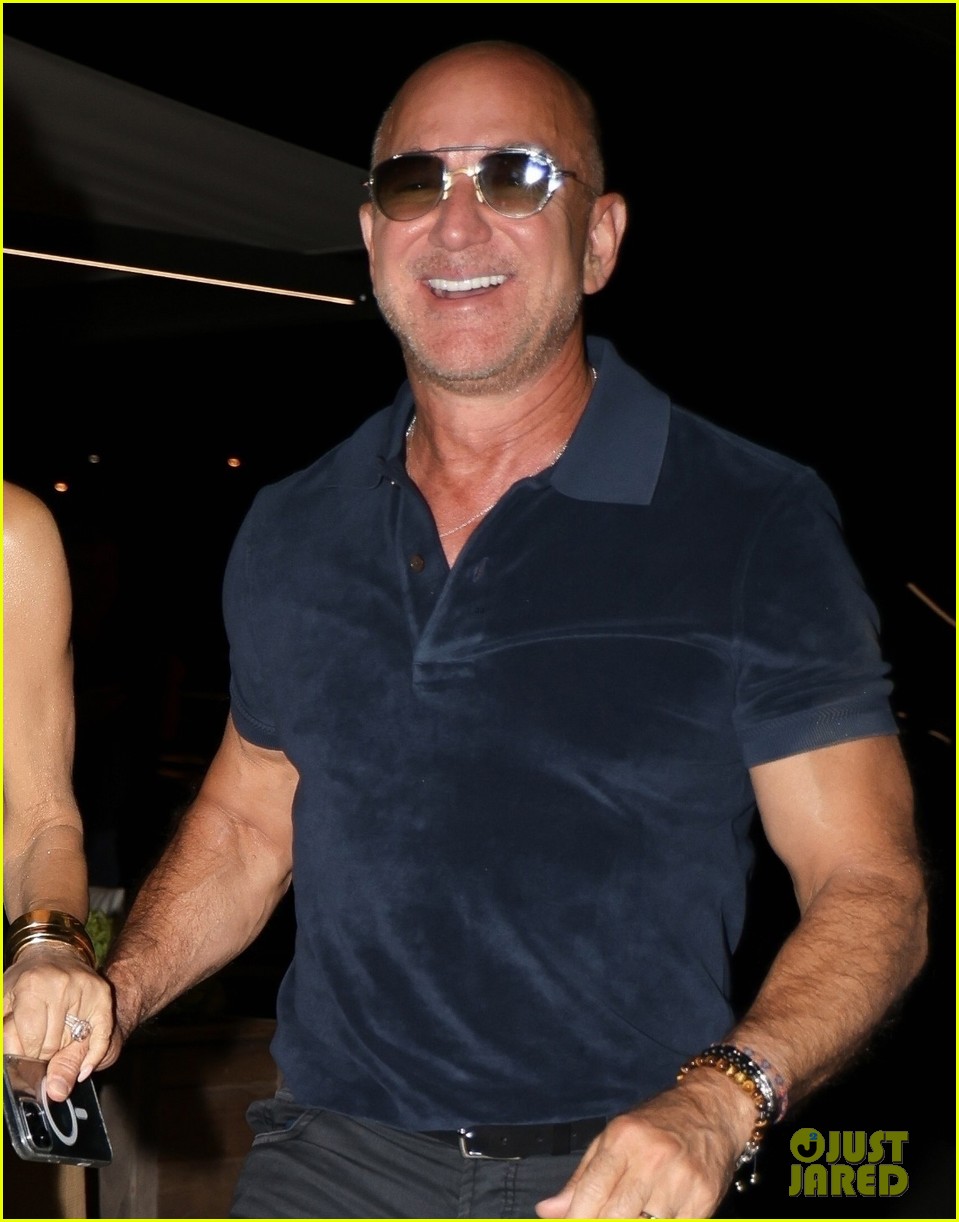 Lauren Sanchez Bezos Wears Sheer Animal-Print Dress to Dinner with ...