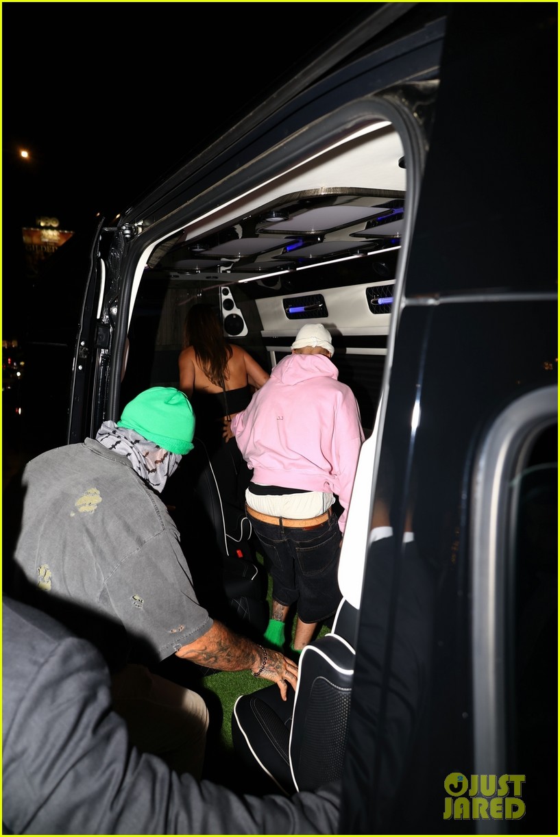 Justin Bieber Celebrates 'Swag' Album Release With Wife Hailey Bieber ...