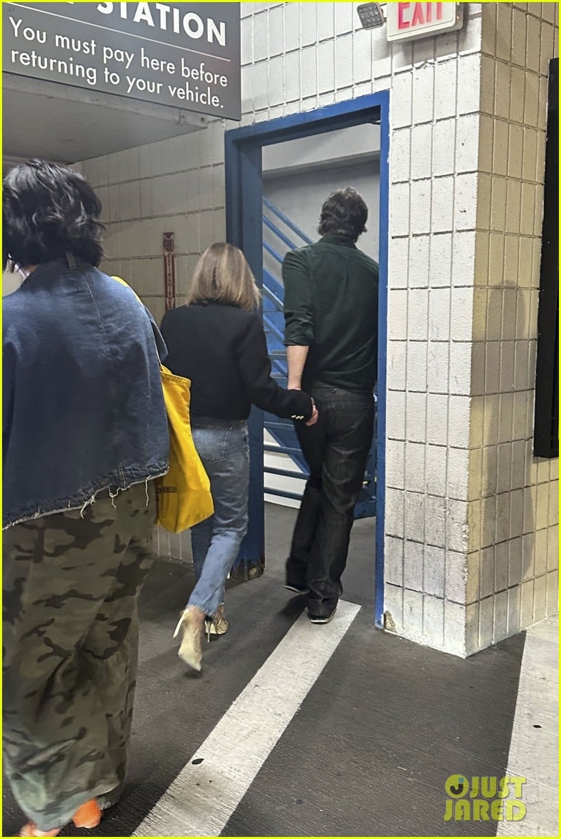 Brandon Routh & Rachael Leigh Cook Spotted Holding Hands on a Movie ...