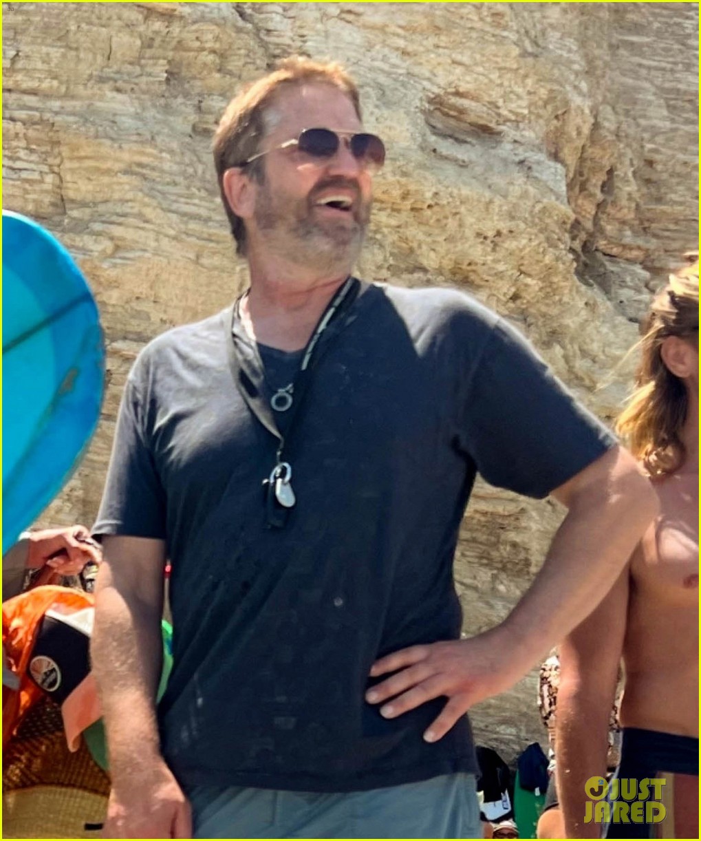 Gerard Butler & Morgan Brown Spend Fourth of July at the Beach in ...