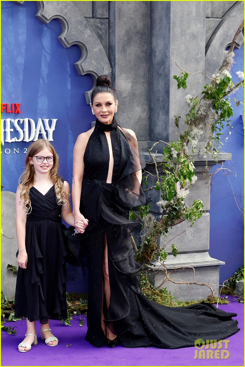 Catherine Zeta-Jones Brings Adorable Niece Ava to 'Wednesday' Season 2 ...
