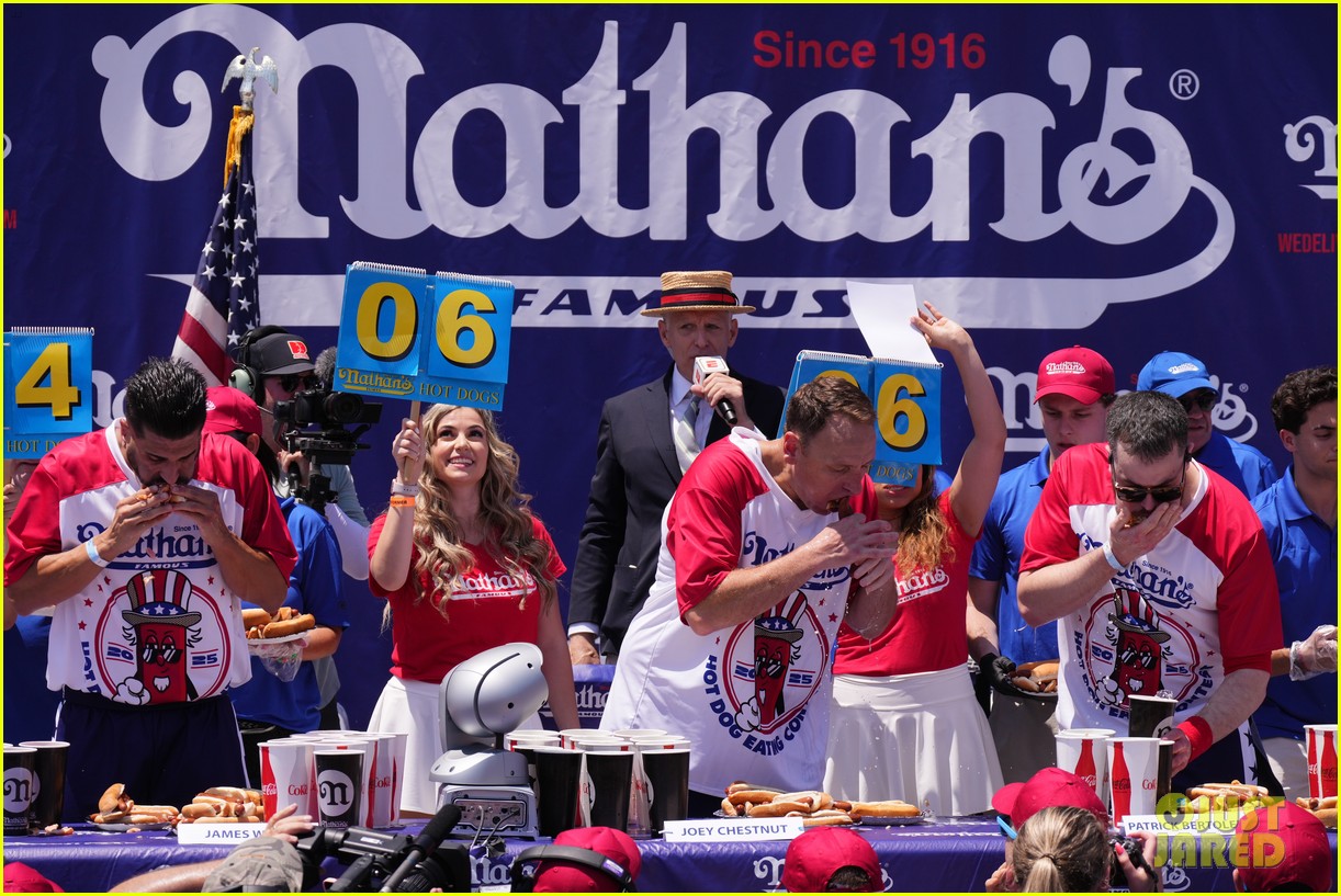 Joey Chestnut Wins 2025 Nathan's Hot Dog Eating Contest, But Misses Out ...
