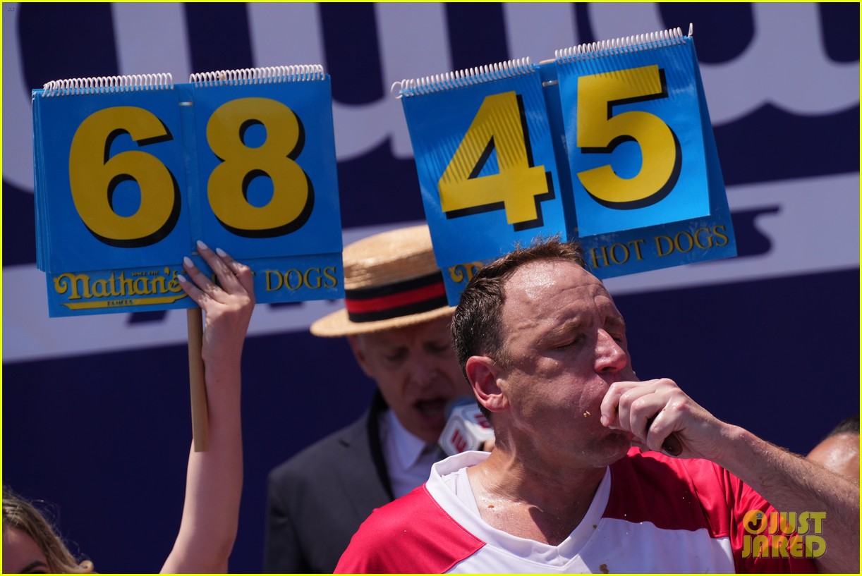 Joey Chestnut Wins 2025 Nathan's Hot Dog Eating Contest, But Misses Out ...