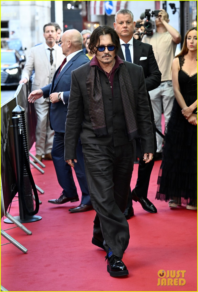 Johnny Depp Premieres New Movie 'Modì' in London; Charlie Hunnam Shows ...