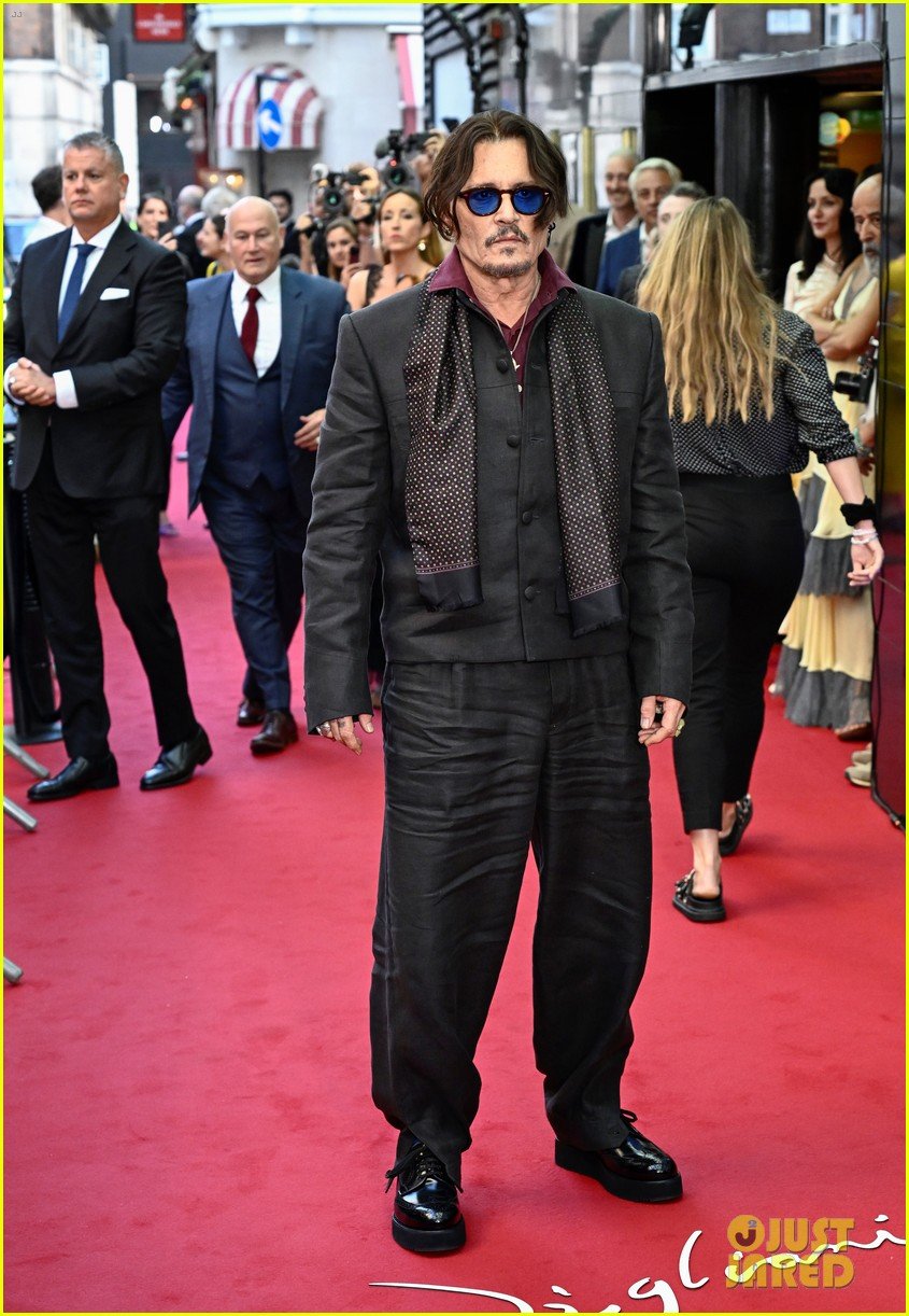 Johnny Depp Premieres New Movie 'Modì' in London; Charlie Hunnam Shows ...