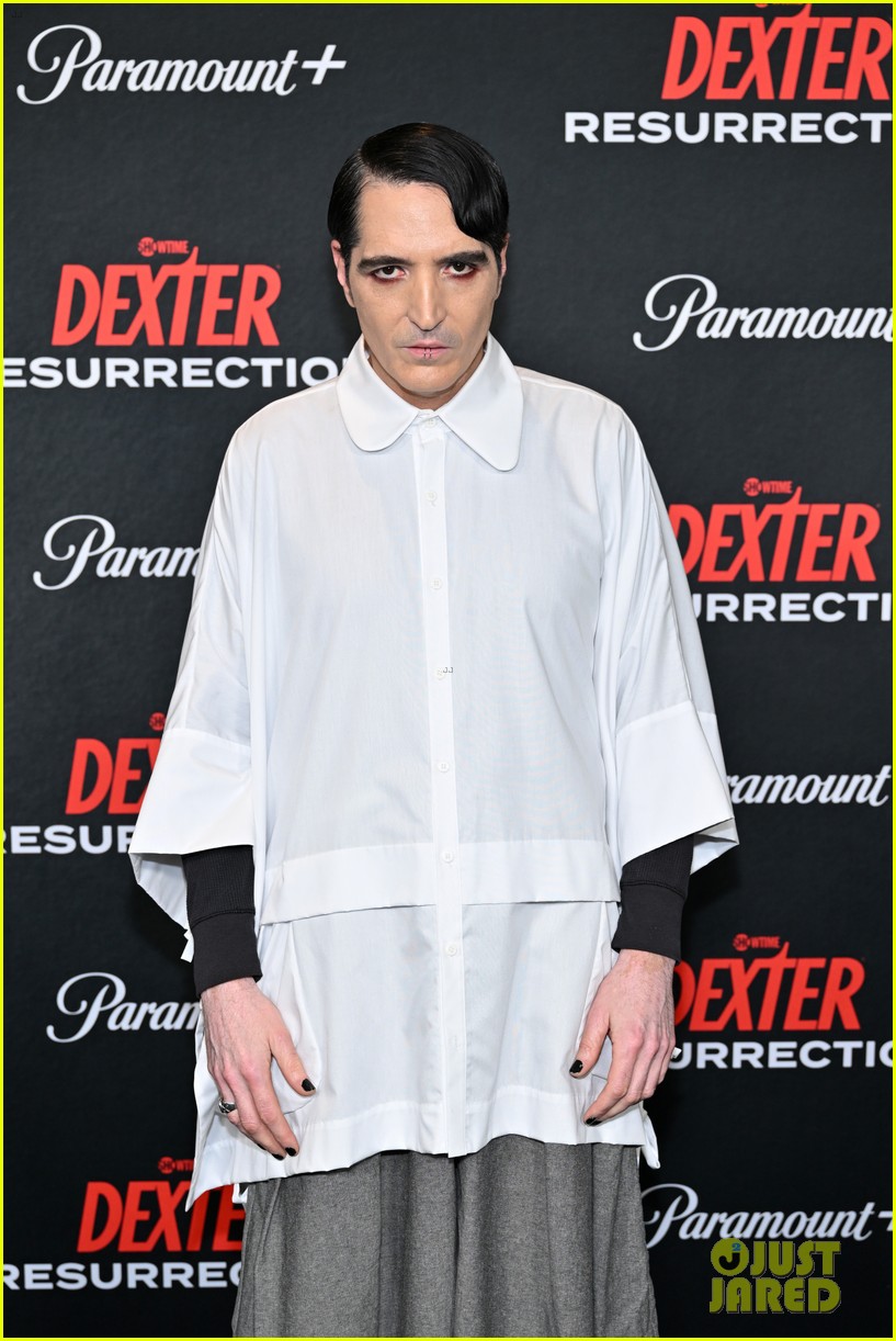 Michael C. Hall Joins Uma Thurman, Peter Dinklage, & More at 'Dexter ...