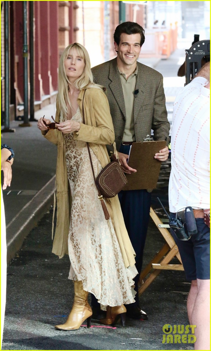 Photo: dree hemingway as daryl hannah paul kelly jfk 01 | Photo 5181140 ...
