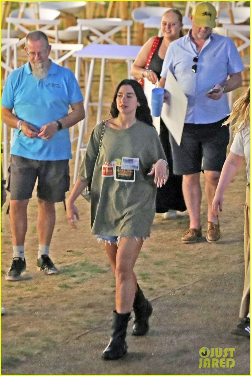 Dua Lipa & Fiance Callum Turner Flaunt Cute PDA During Music Festival ...
