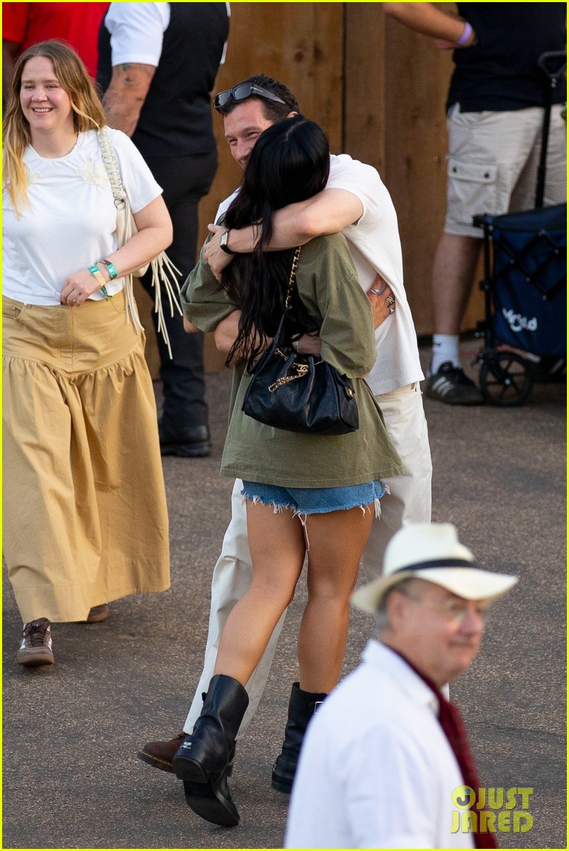 Dua Lipa & Fiance Callum Turner Flaunt Cute PDA During Music Festival ...