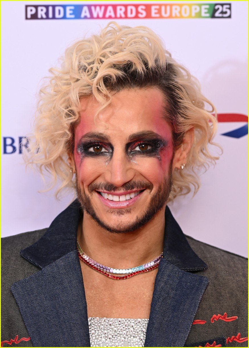 Luke Evans & Boyfriend Fran Tomas Walk the Red Carpet at Attitude Pride ...