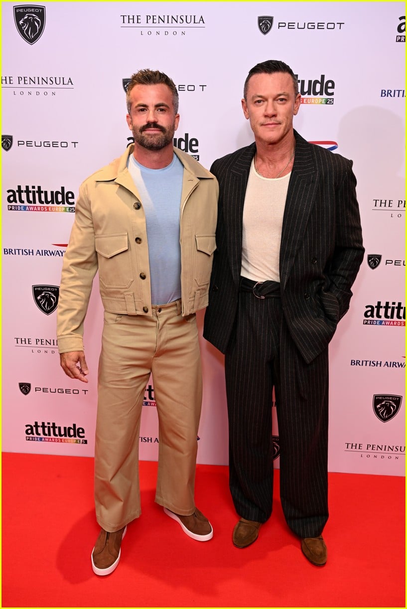 Luke Evans & Boyfriend Fran Tomas Walk the Red Carpet at Attitude Pride ...