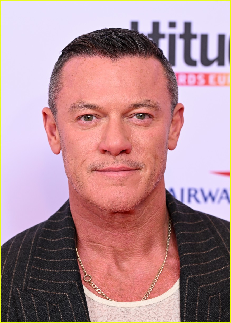 Luke Evans & Boyfriend Fran Tomas Walk the Red Carpet at Attitude Pride ...