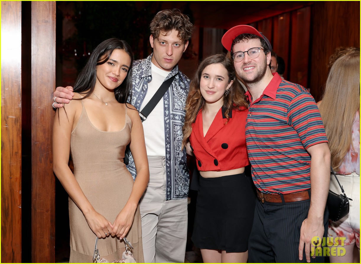 'Sunset Blvd' Actor Tom Francis & Girlfriend Maia Reficco Enjoy Date ...