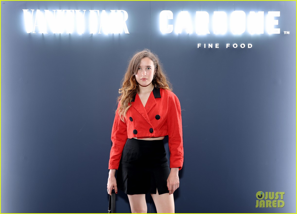 'Sunset Blvd' Actor Tom Francis & Girlfriend Maia Reficco Enjoy Date ...