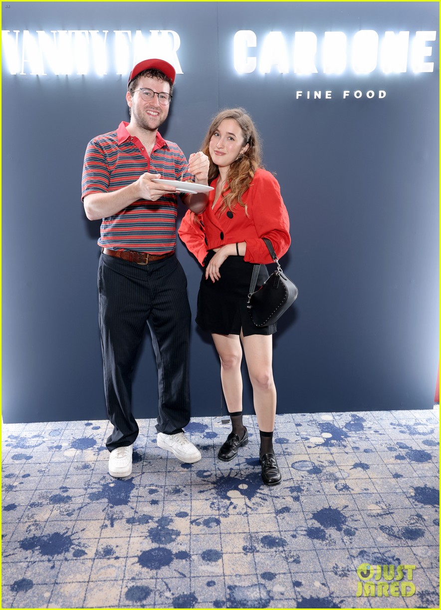 'Sunset Blvd' Actor Tom Francis & Girlfriend Maia Reficco Enjoy Date ...