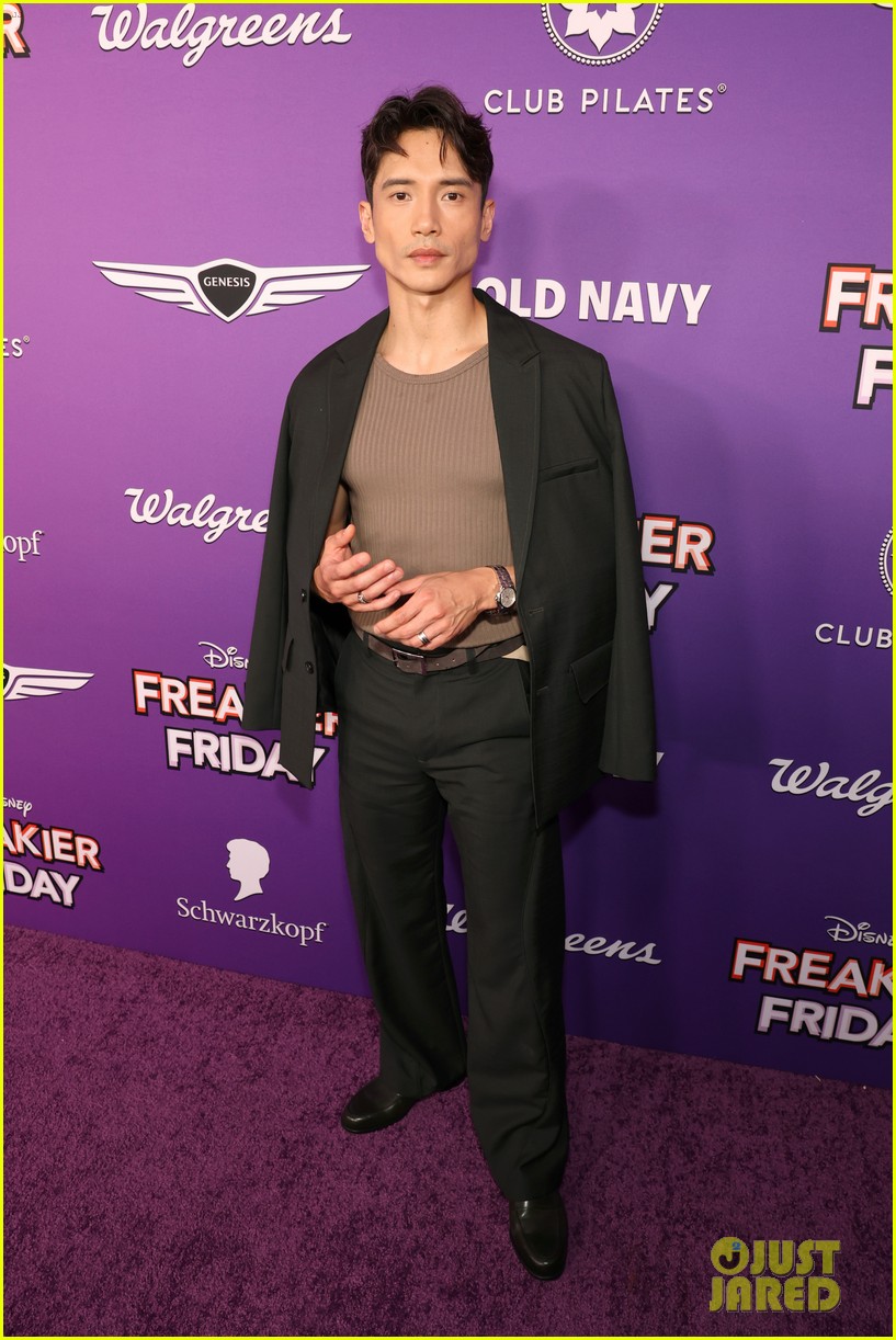 Lindsay Lohan Has a 'Parent Trap' Reunion at 'Freakier Friday' Los Angeles Premiere: Photo ...