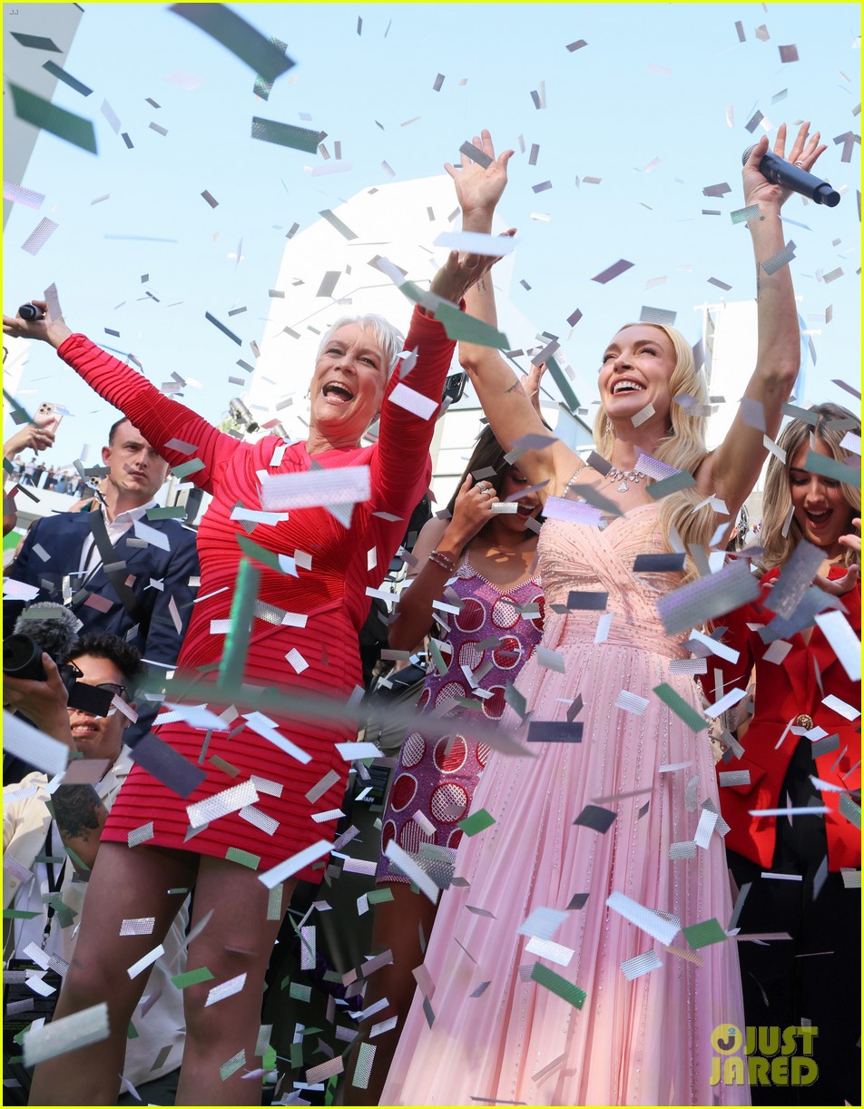 Lindsay Lohan Has a 'Parent Trap' Reunion at 'Freakier Friday' Los Angeles Premiere: Photo ...