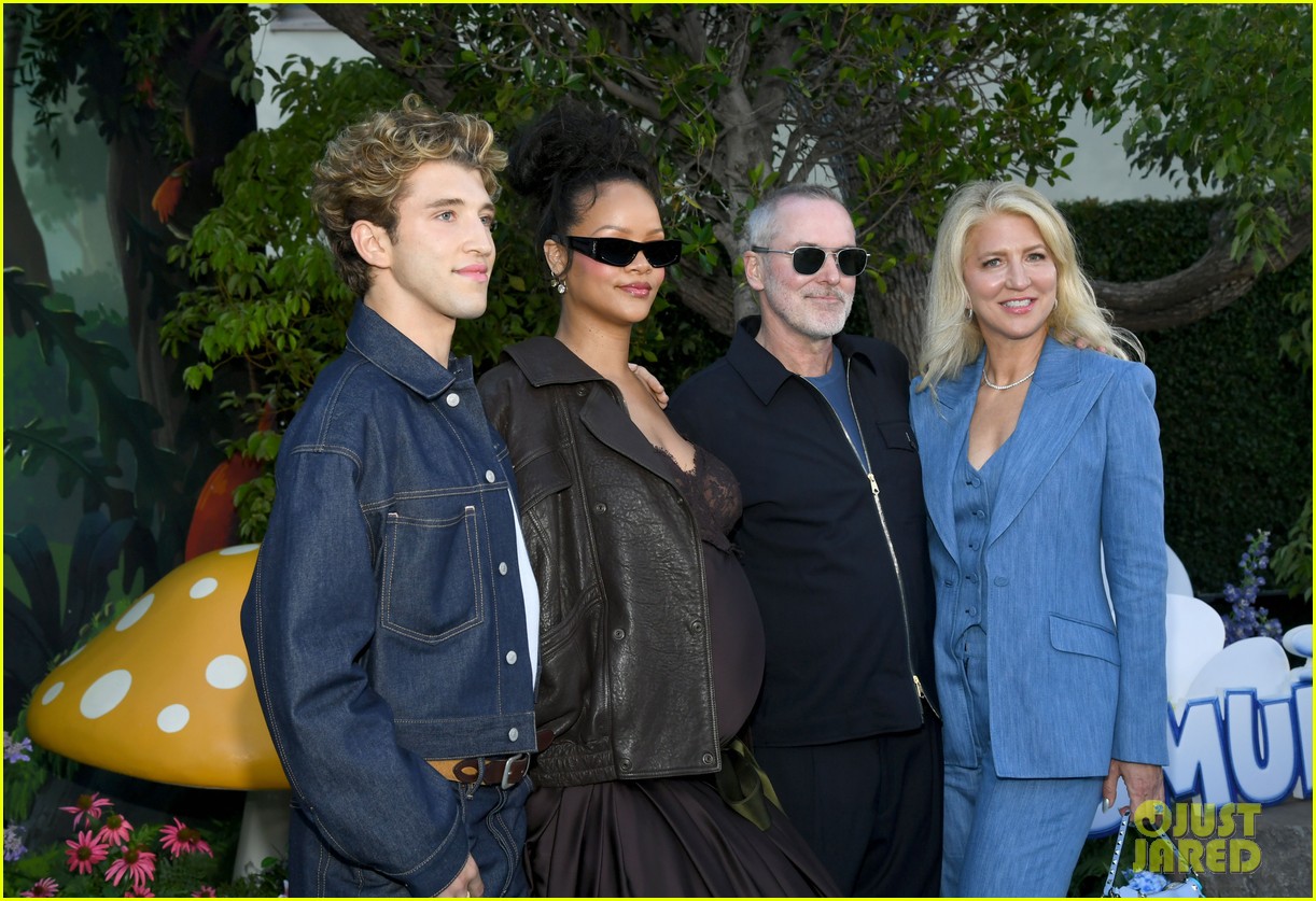 'Smurfs' Director's Son Hugo Miller Says He's a 'Proud' Nepo Baby After ...