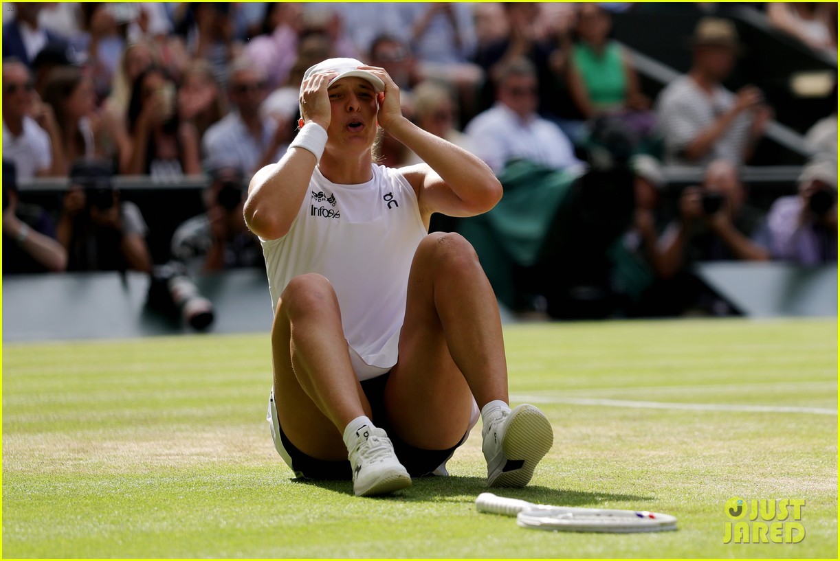 Iga Swiatek Defeats Amanda Anisimova in Wimbledon Final with Star-Studded Crowd Watching On ...