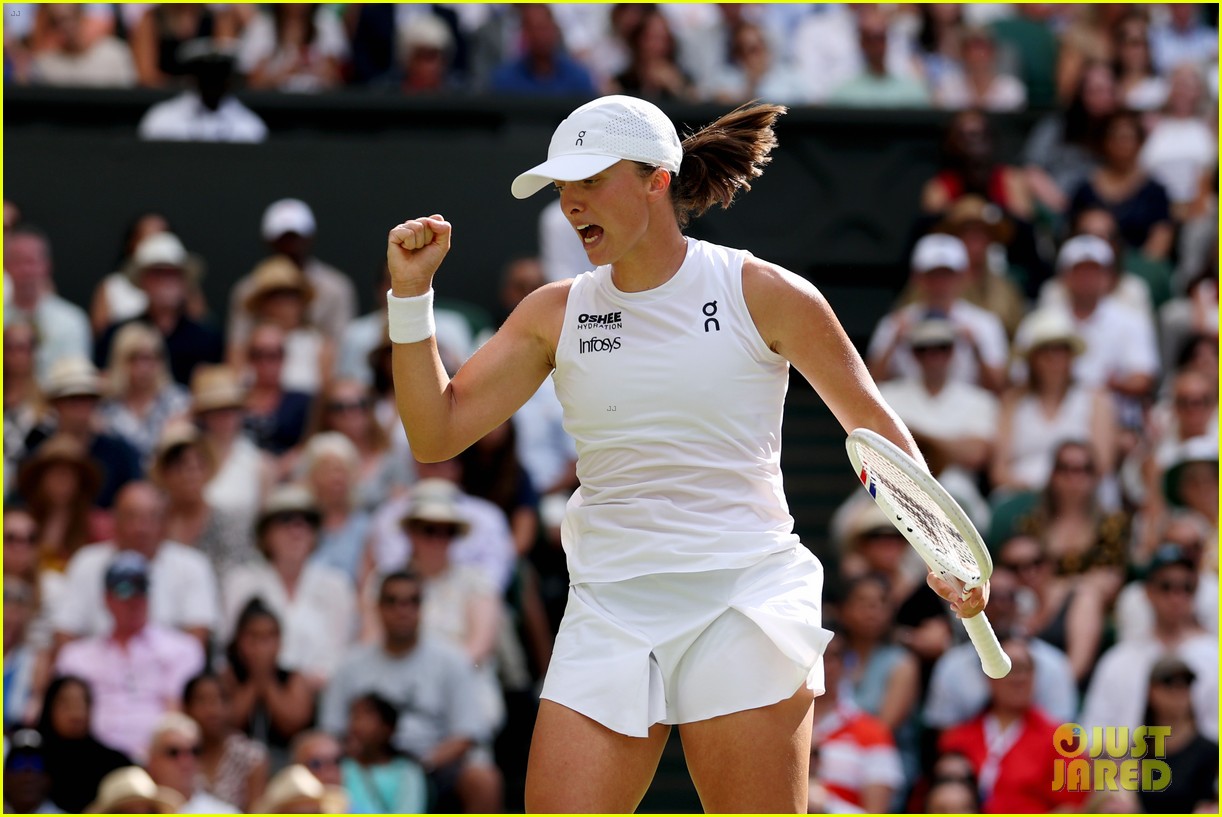 Iga Swiatek Defeats Amanda Anisimova in Wimbledon Final with Star-Studded Crowd Watching On ...