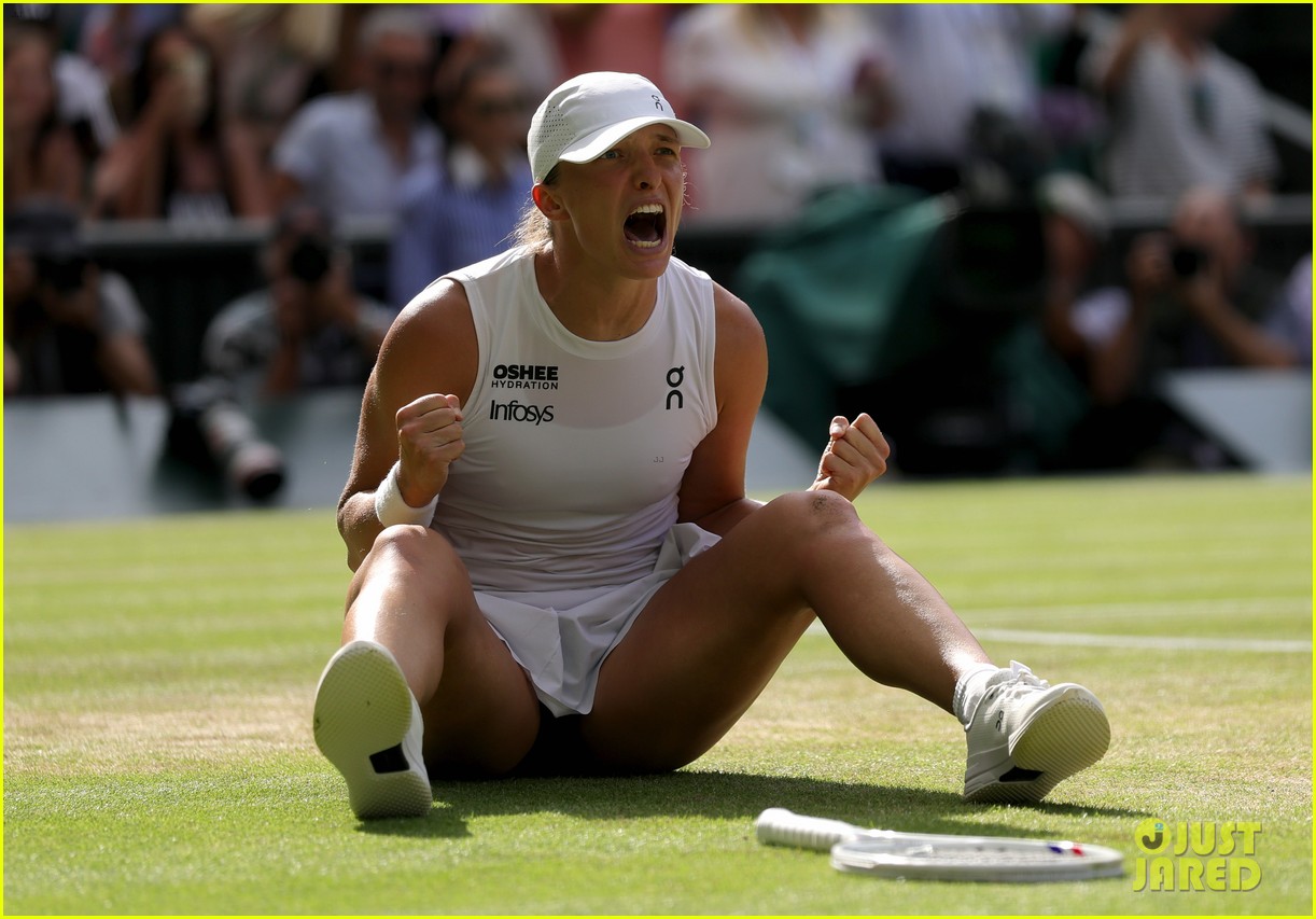 Iga Swiatek Defeats Amanda Anisimova in Wimbledon Final with Star-Studded Crowd Watching On ...