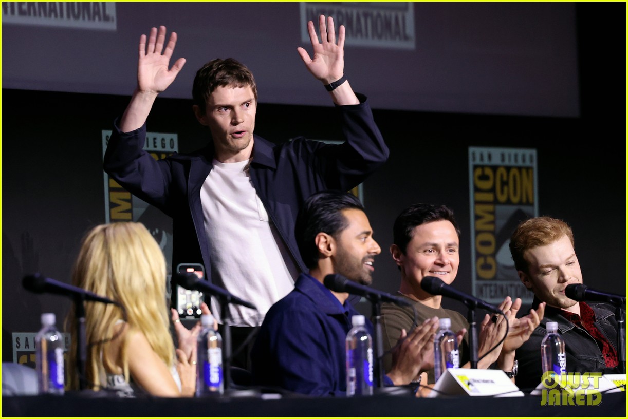 Jeff Bridges Says He 'Didn't Want to Offend' Method Actor Jared Leto ...