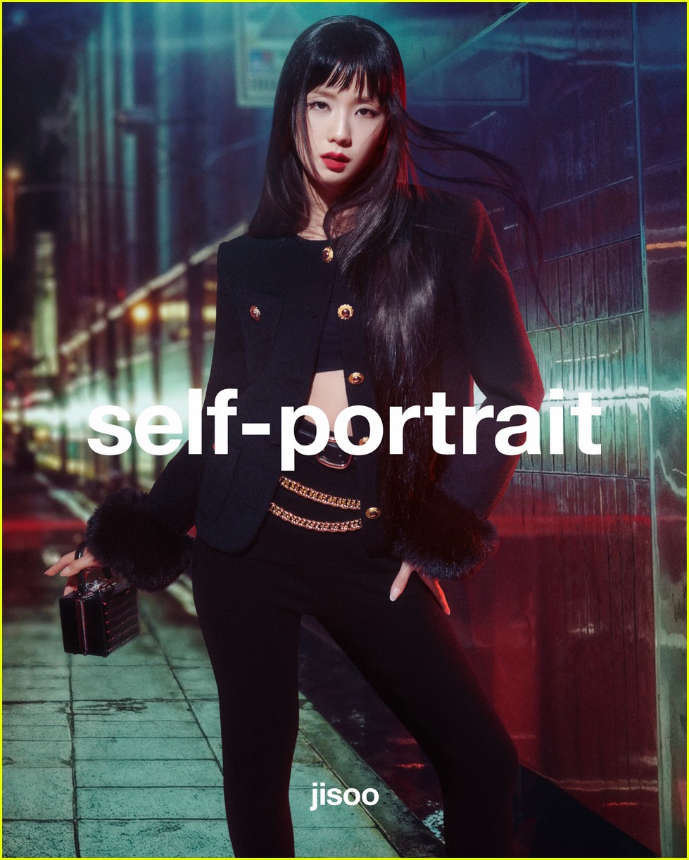 K-Pop Star Jisoo Stars In New Self-Portrait Campaign, Talks Filming Against Green Screen ...