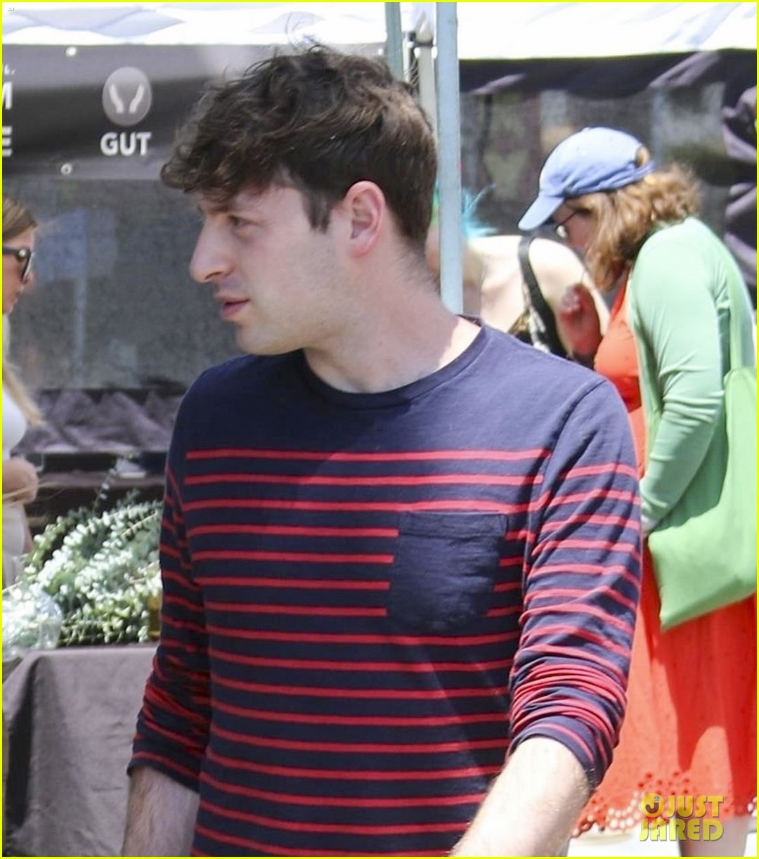 Anna Kendrick Spotted on Farmer's Market Date with New Boyfriend Alex ...