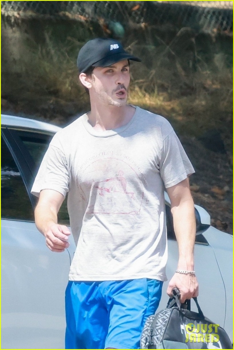Logan Lerman Goes Shirtless for Tennis Match in L.A.: Photo 5184846 ...