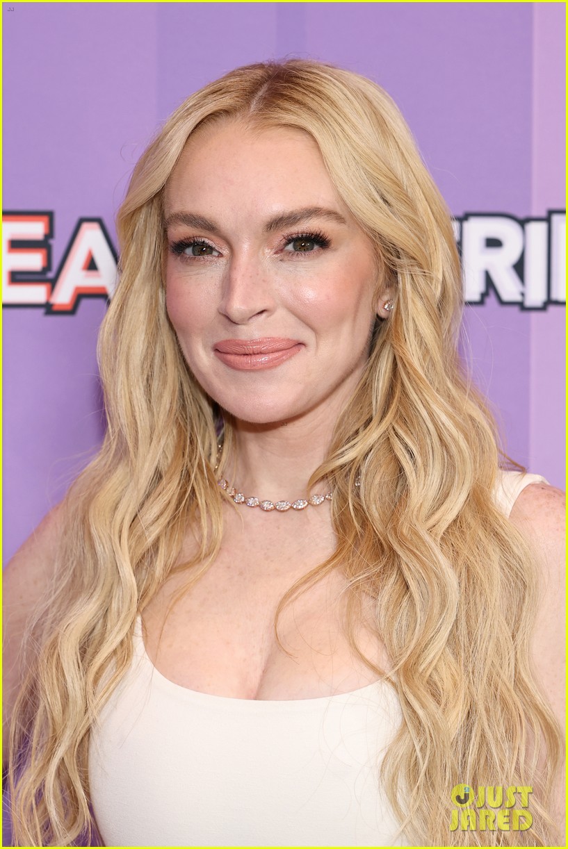 Lindsay Lohan Makes Rare Appearance with Mom Dina, Her 3 Siblings, & Husband Bader Shammas at ...