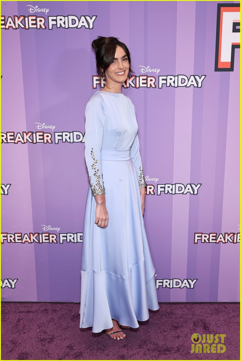 Lindsay Lohan Makes Rare Appearance with Mom Dina, Her 3 Siblings ...