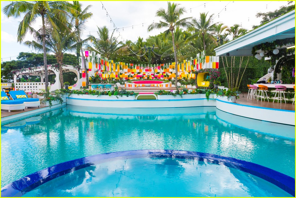 Why Is the Pool Never Used on 'Love Island USA'? Islanders Explain ...