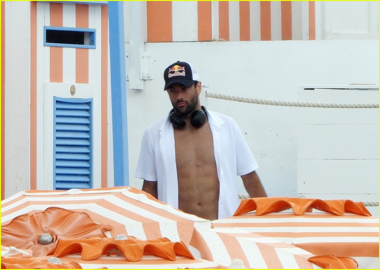 Italian Tennis Star Matteo Berrettini Goes Shirtless in Portofino ...