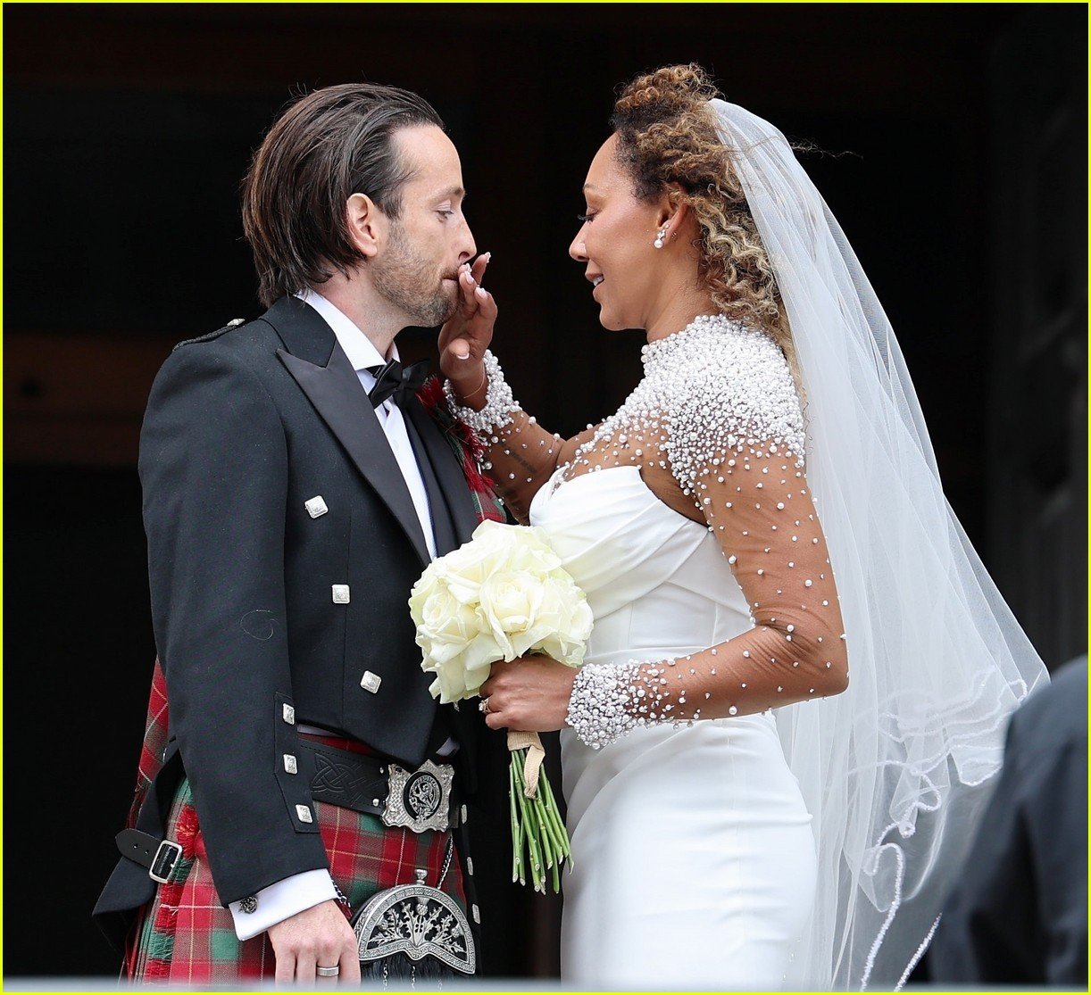 Mel B & Rory McPhee Marry at St. Paul's Cathedral in London - See the ...