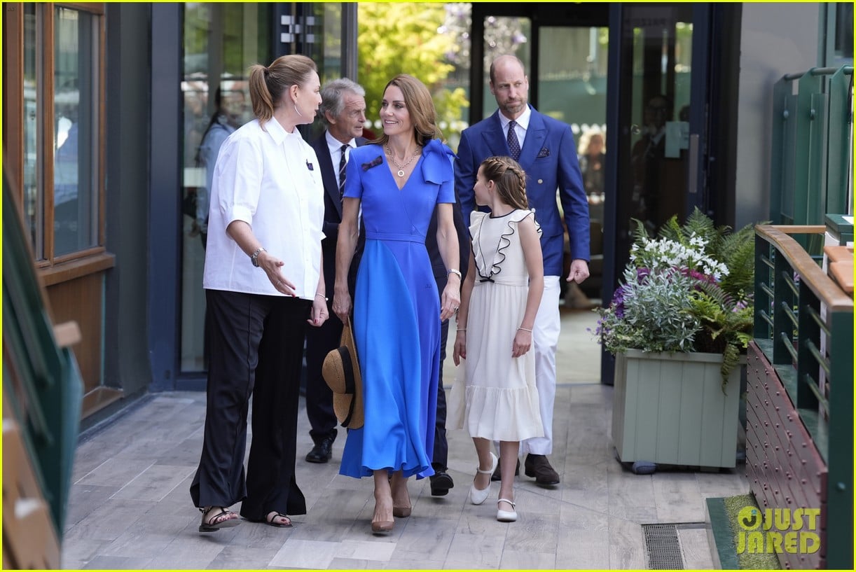 Kate Middleton Joins Prince William, Princess Charlotte & Prince George ...