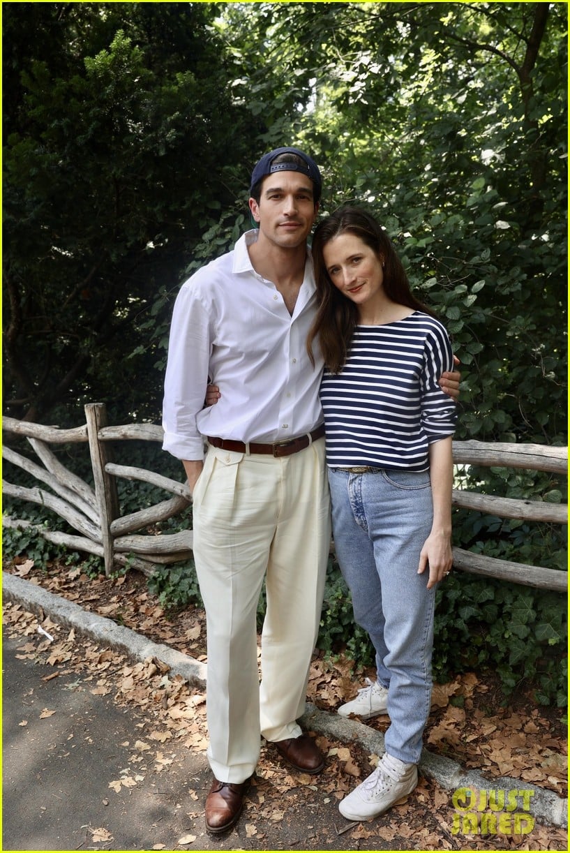 Naomi Watts Seen as Jackie Kennedy for First Time on 'American Love ...