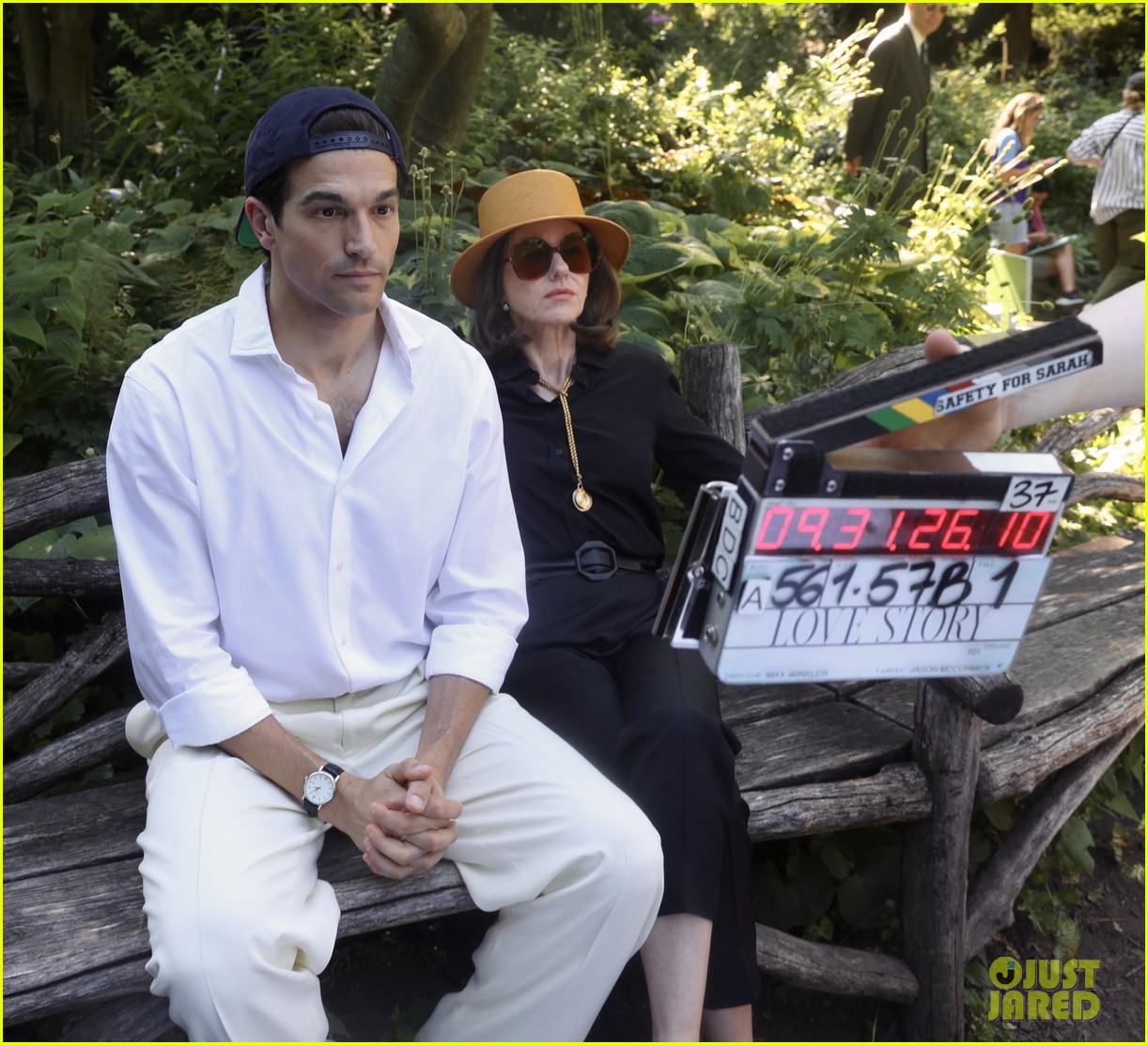 Naomi Watts Seen as Jackie Kennedy for First Time on 'American Love ...