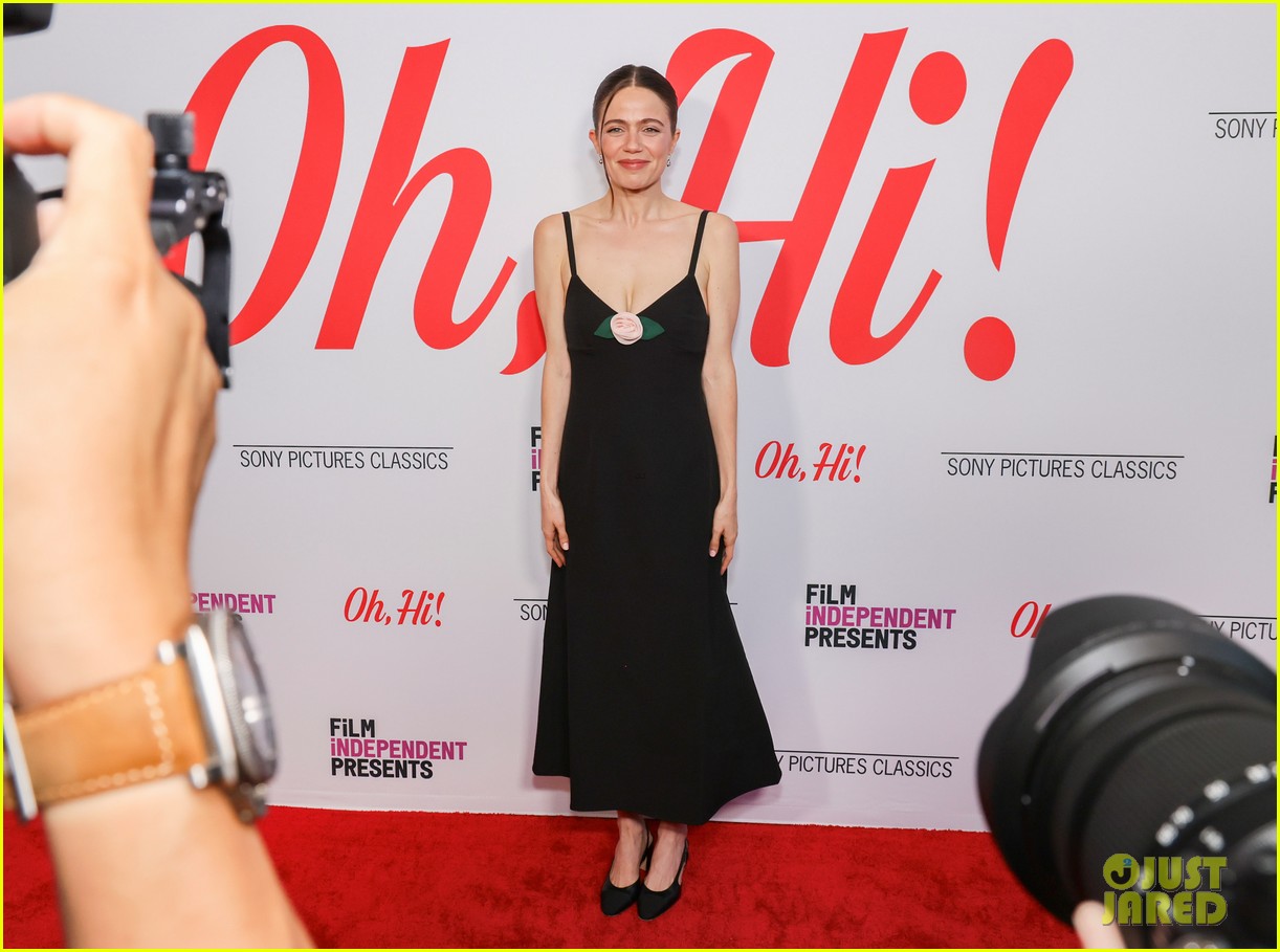 Logan Lerman Talks Comparisons Between 'Misery' & His New Movie 'Oh Hi': Photo 5181468 | Logan ...