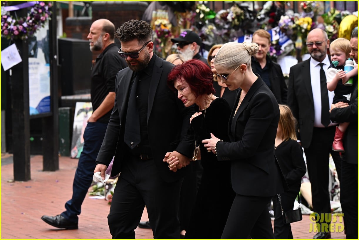 Sharon, Jack & Kelly Osbourne Emotionally Attend the Late Ozzy Osbourne ...