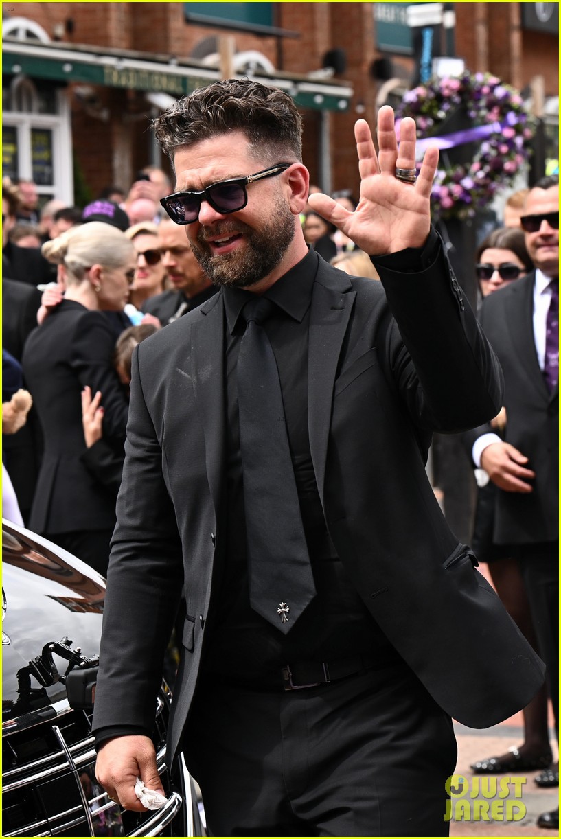 Sharon, Jack & Kelly Osbourne Emotionally Attend the Late Ozzy Osbourne ...