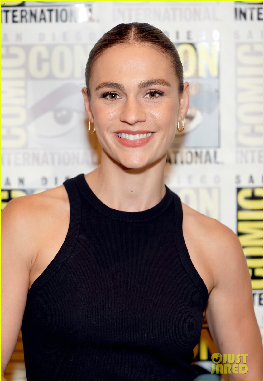 Outlander's Eighth & Final Season Release Time Frame Revealed, New ...