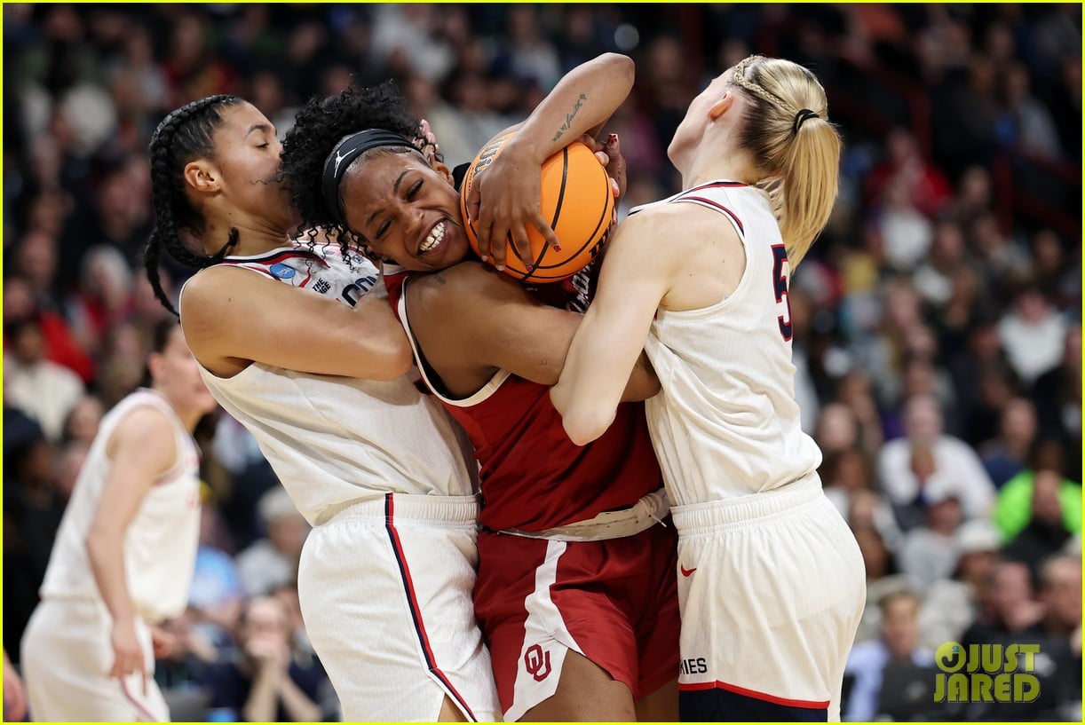 WNBA Star Paige Bueckers Confirms She's Dating Former Teammate Azzi Fudd!: Photo 5184559 ...