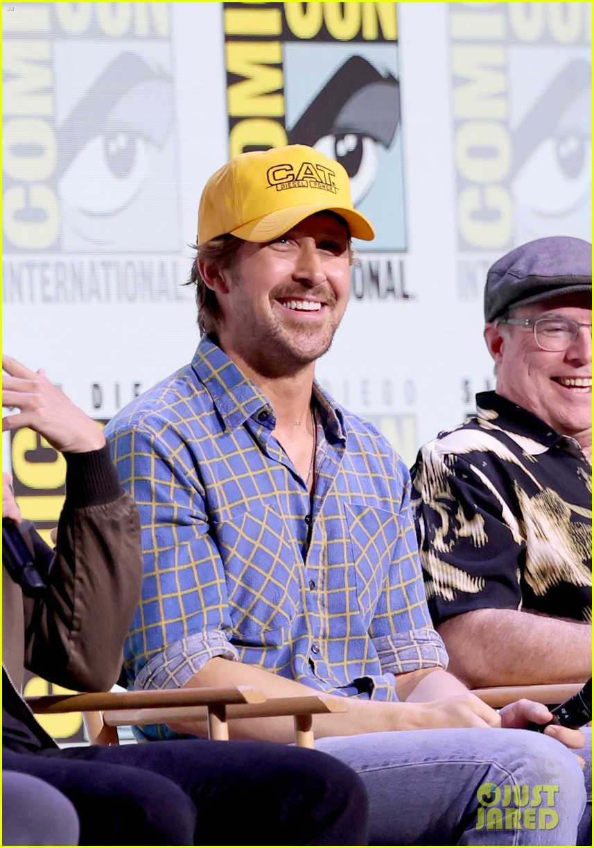 Ryan Gosling Attends 'Project Hail Mary' Panel at San Diego Comic-Con 2025: Photo 5186133 | Ryan ...
